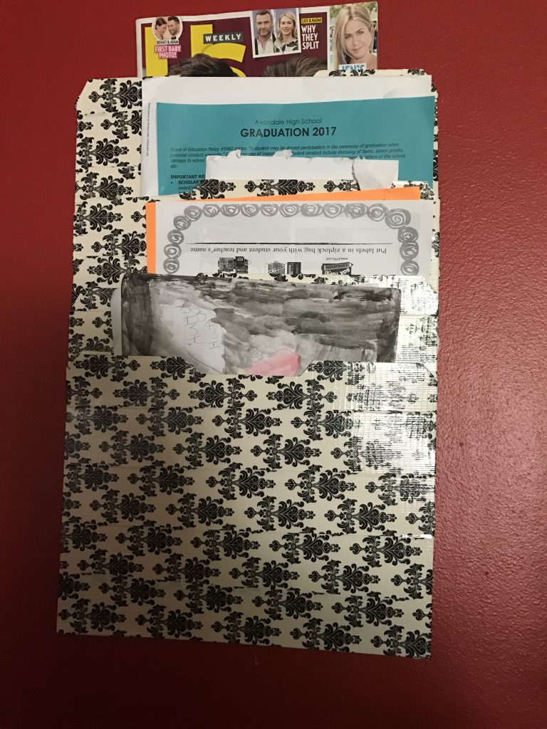 DIY: File Folder Organizer – Nika Womack